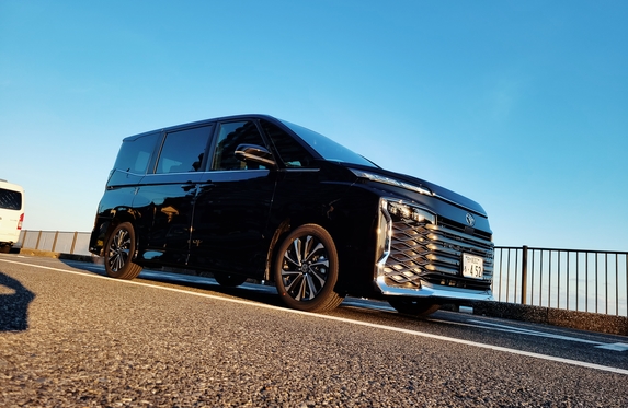 NEW VOXY 試乗車ついに！！